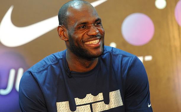 LeBron James Set To Produce First Film For Warner Bros.