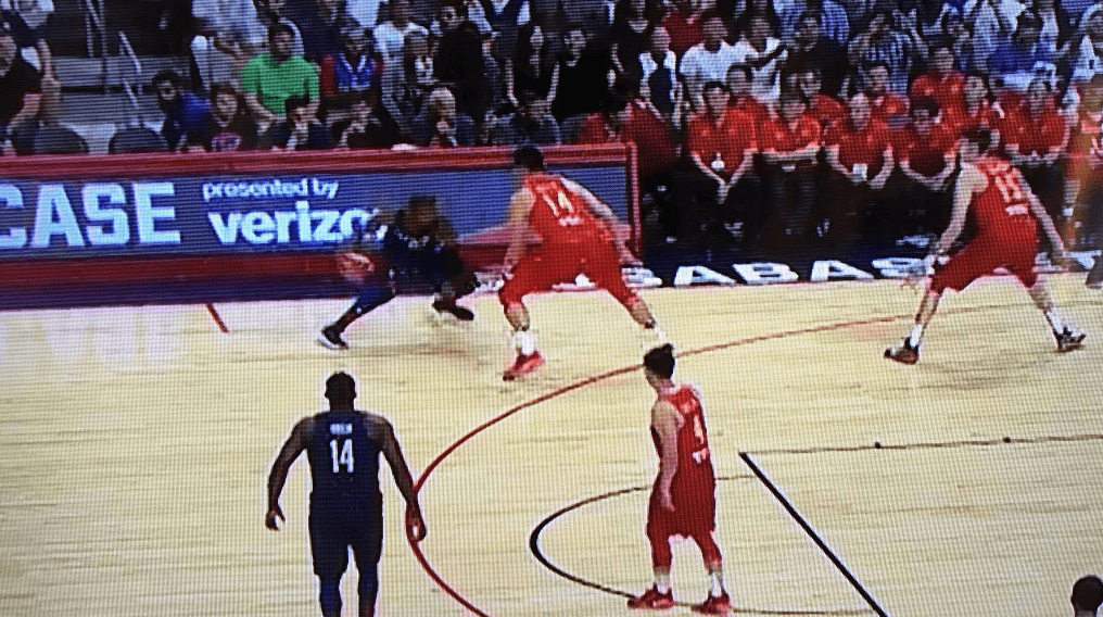 VIDEO: Kyrie Irving crosses over and ends half with spectacular buzzer ...