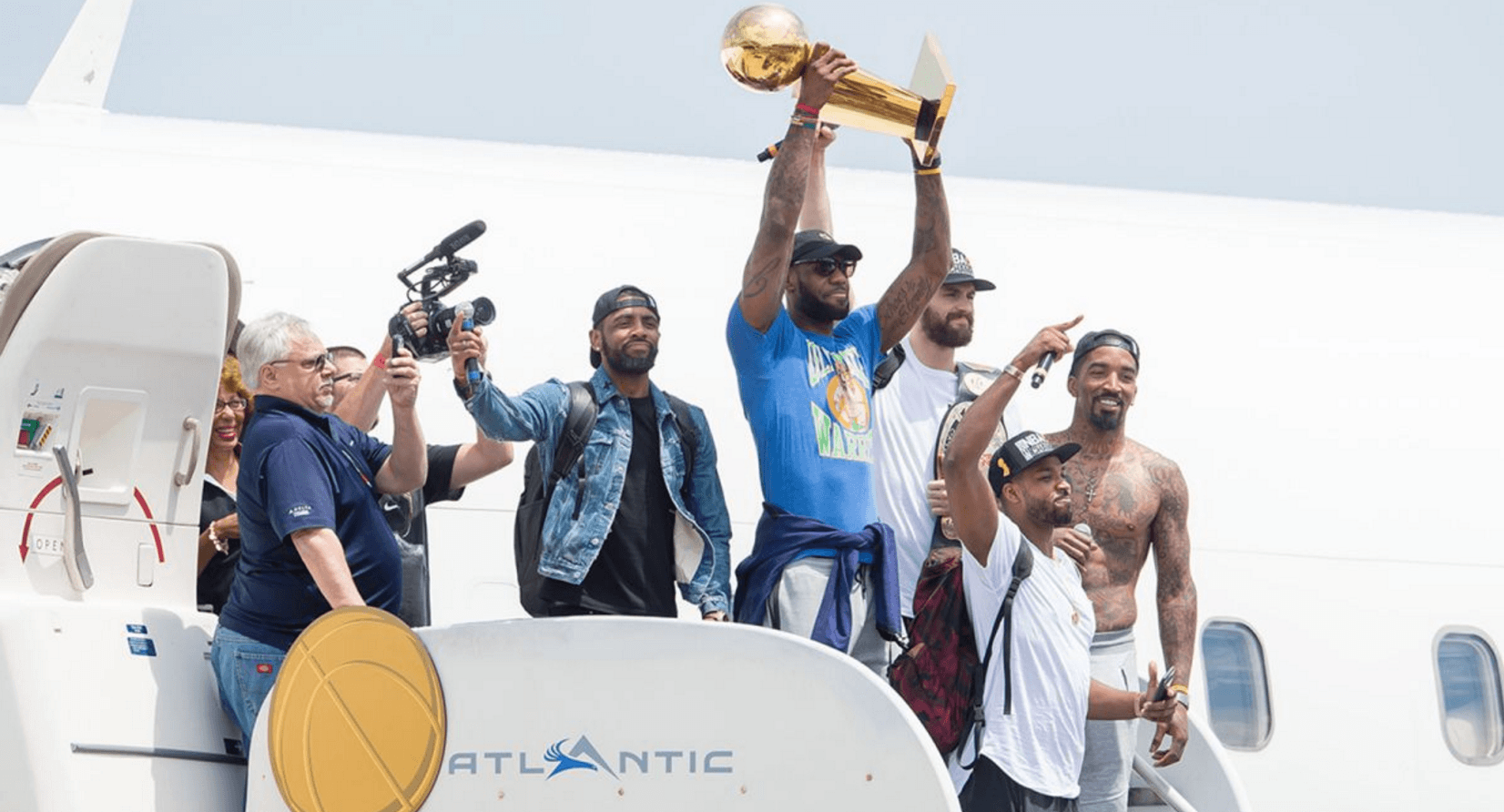 LeBron James shows off new Kermit the Frog hat in Cavs Championship ...